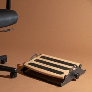 Humanscale FR300 Ergonomic Footrest / Foot Rocker | Seated